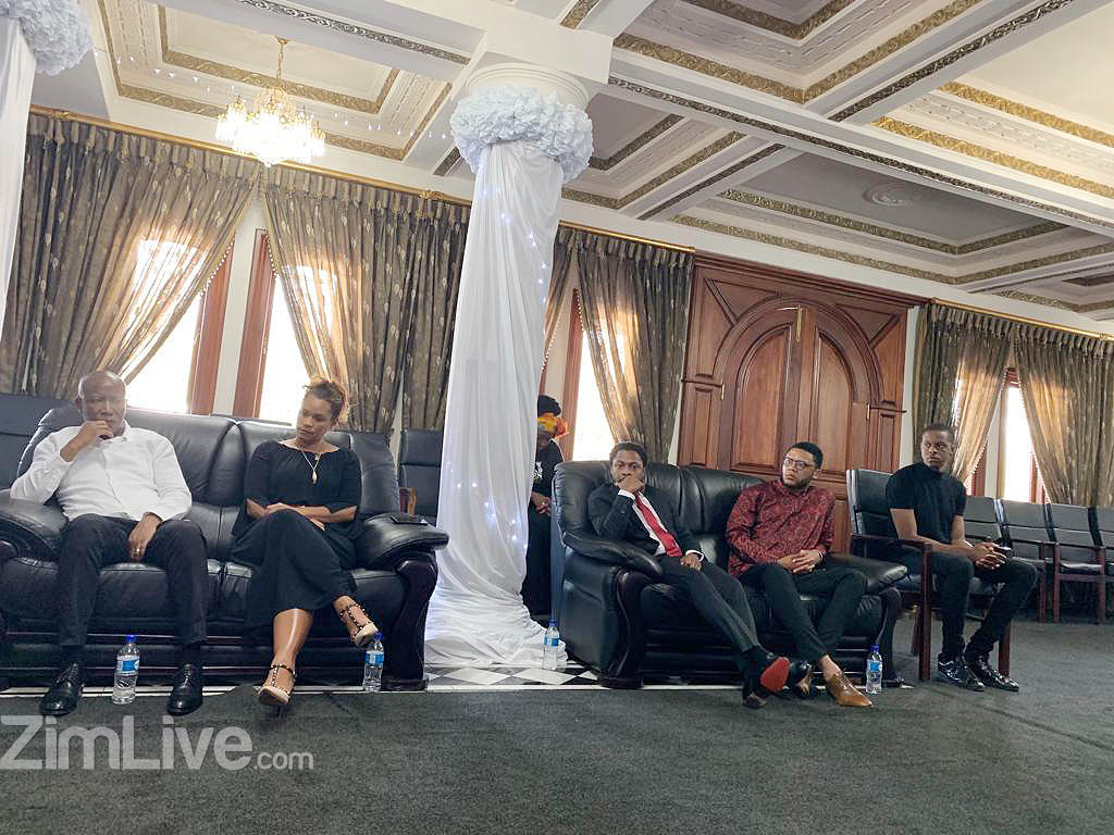 Julius Malema consoles Mugabe’s widow – Eagle FM