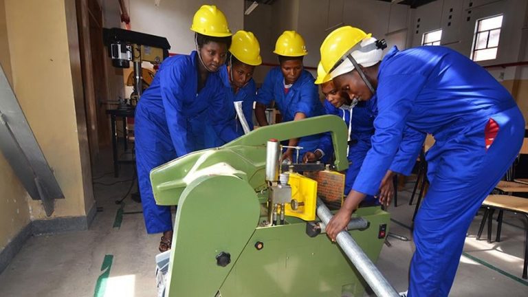 Tech, vocational training gurus discuss draft policy – Eagle FM