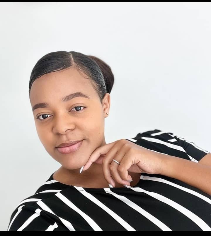 OFF THE HOOK WITH SALLY J (28 APRIL 2022) – Eagle FM