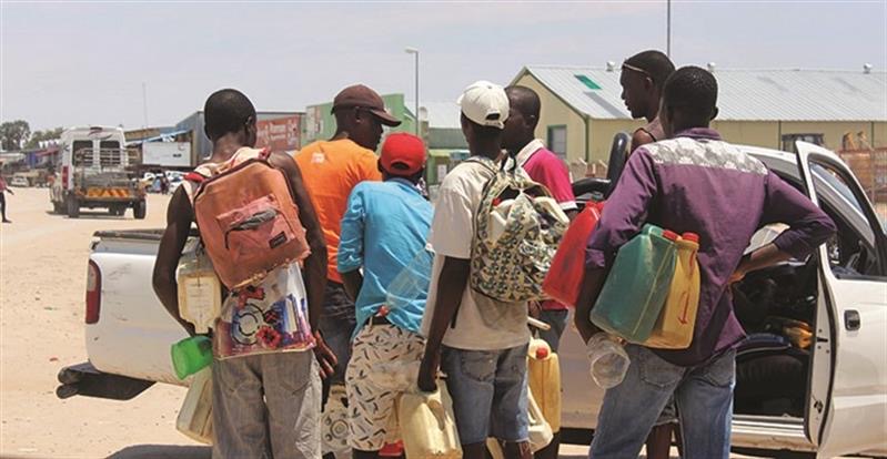 Fuel Smuggling From Angola is Now A Big Issue - Mines Ministry – Eagle FM