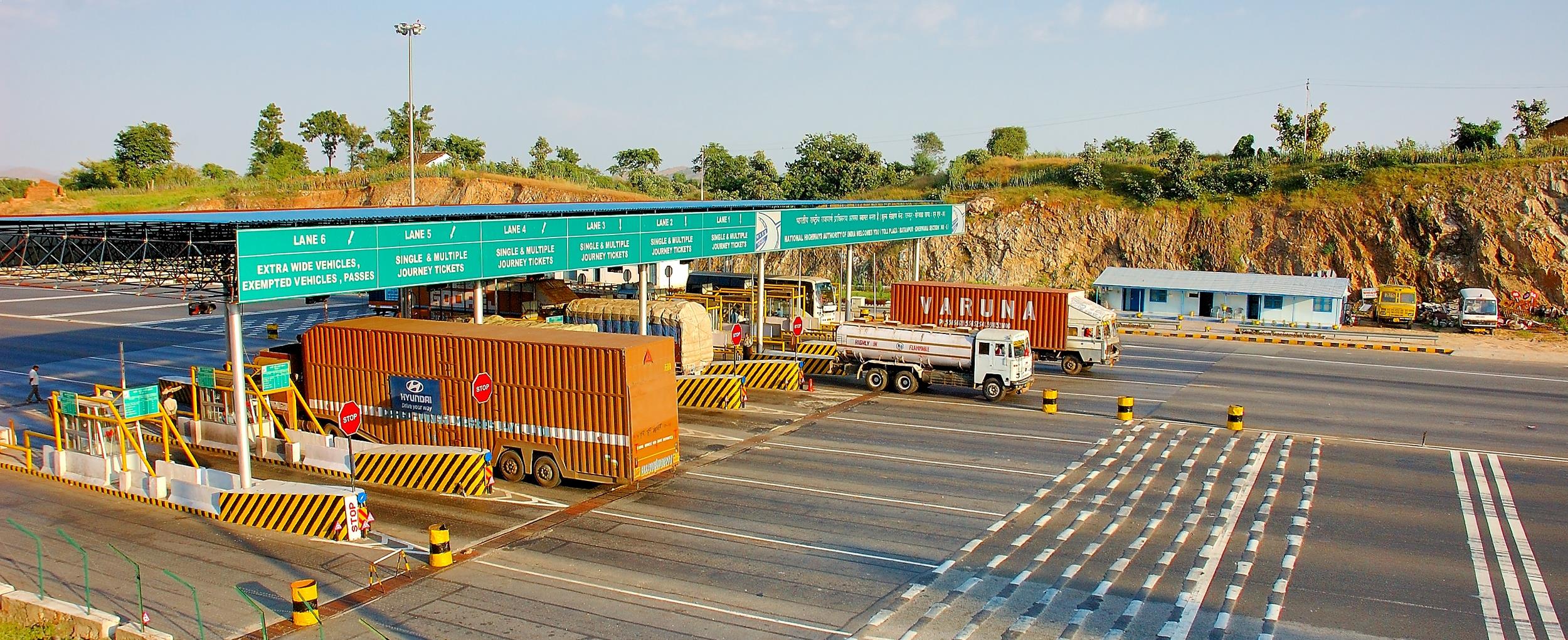 Driver To Cough N 750 Million At RFA Toll Gates Eagle FM Driver To Cough N 750 Million At RFA Toll Gates Eagle FM